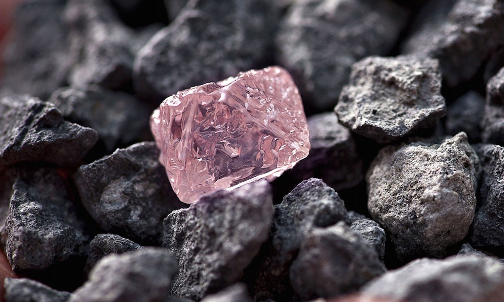 Qui achète les diamants bruts ? - Rubel & Ménasché