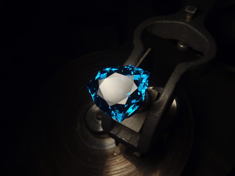 L’École, School of Jewelry Arts, the voice of emotion - Rubel & Ménasché